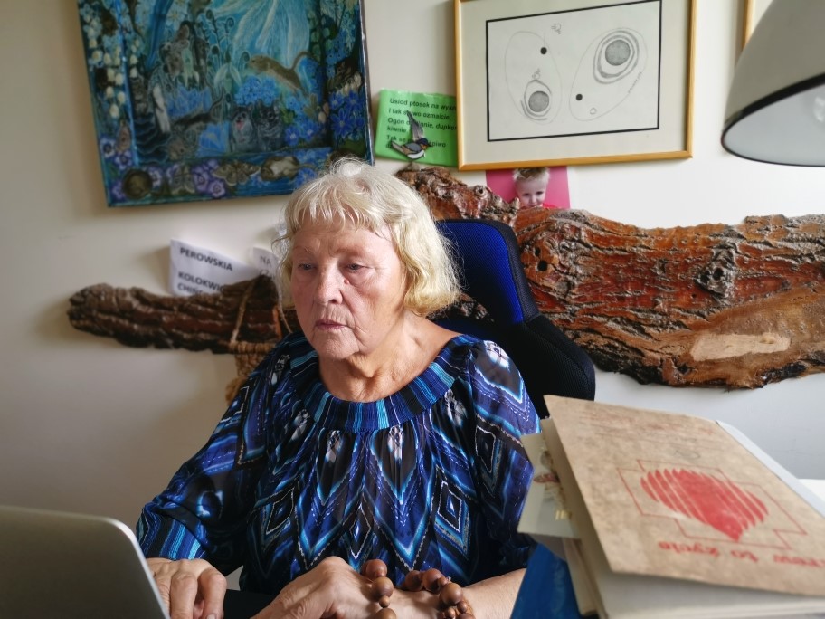 Szpula Anny Dragan. Jak rozplątać te nici?