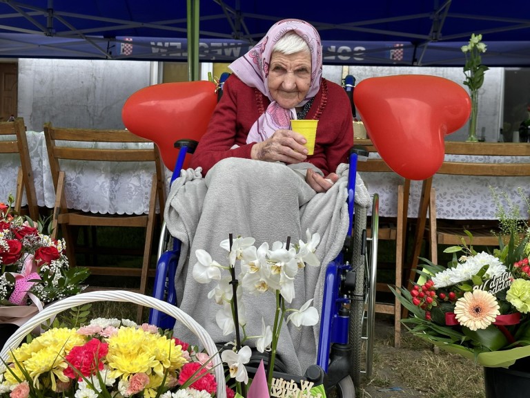 Urodziła aż 14 dzieci. Janina Mioducka świętuje setne urodziny!