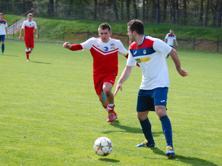 LKS Ślesin pokonał Obrę, zwyciężył duch sportu