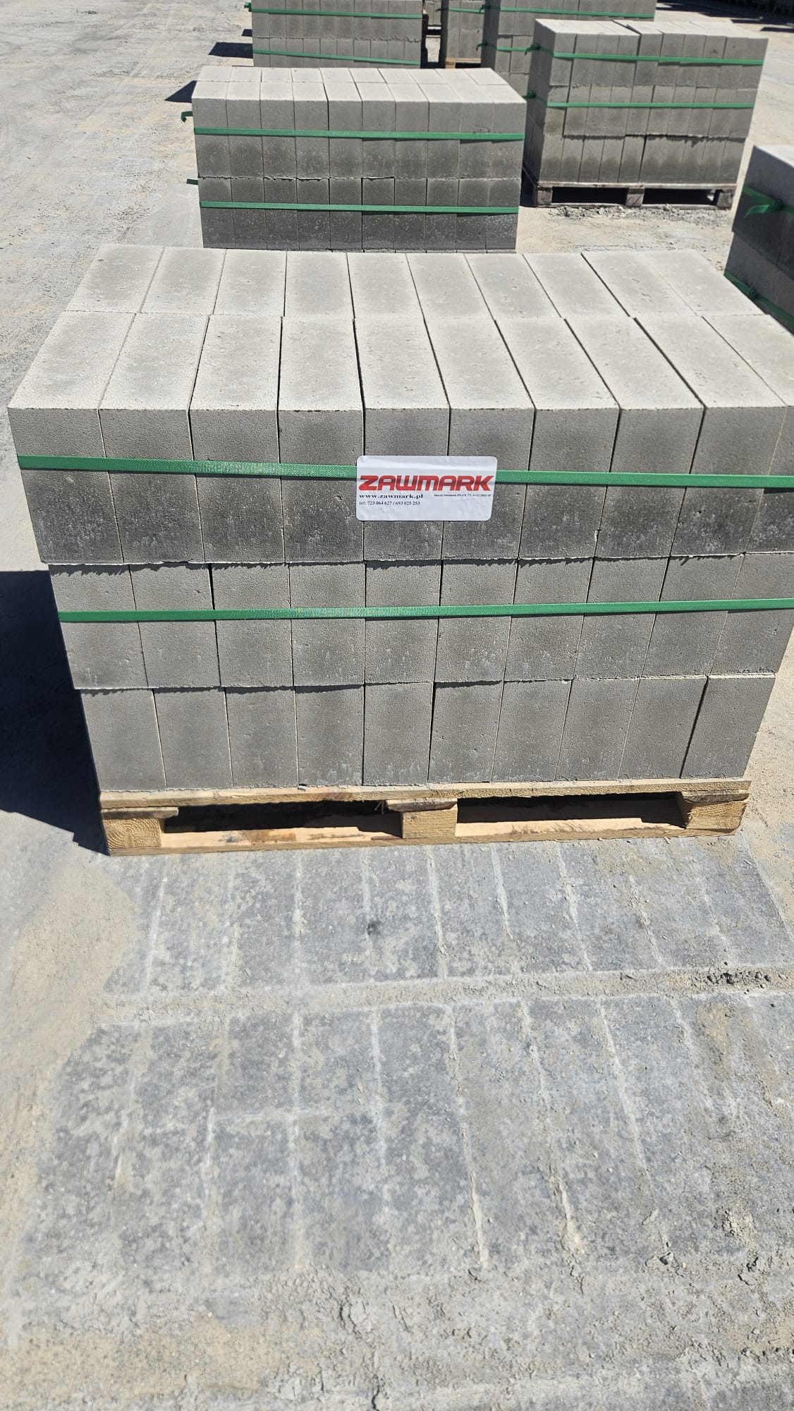 Ogłoszenie: Bloczki betonowe fundamentowe B15, kategoria: materiały ...